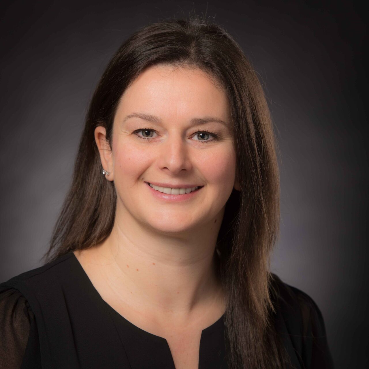 Michelle Kwasny - Alberta Motor Transport Association